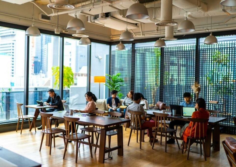 Salaries In The UAE Increase 2026 | What Employees Can Expect