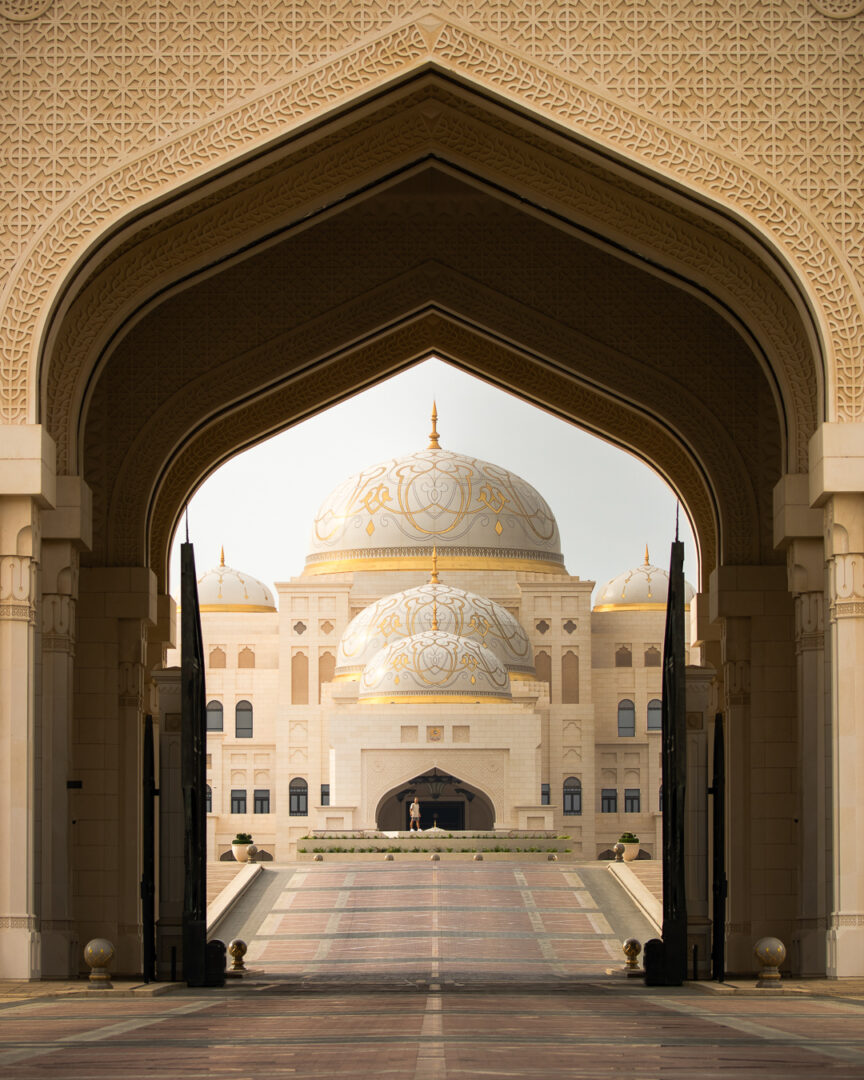 Top 15 Famous Abu Dhabi Landmarks You Must Visit In 2025