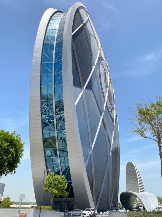 Top 15 Famous Abu Dhabi Landmarks You Must Visit In 2025