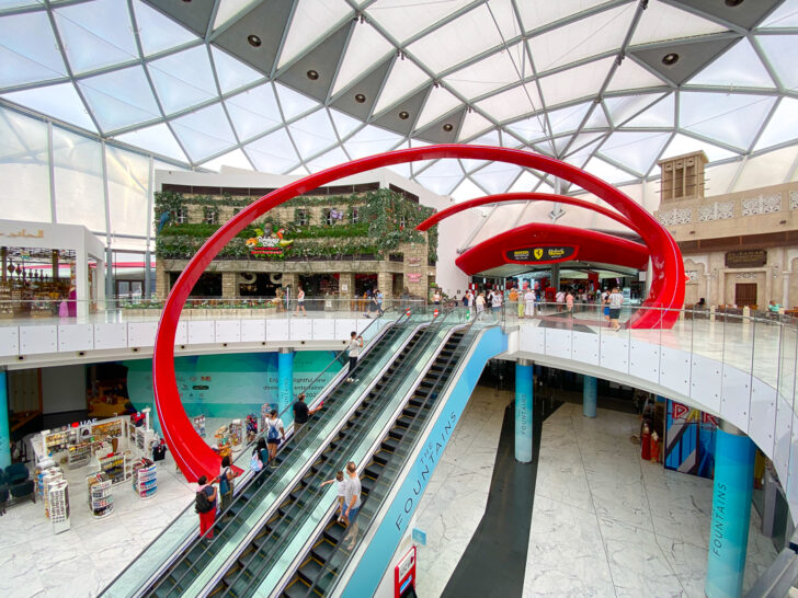 Best Malls In Abu Dhabi 2025 – Shopping & Entertainment