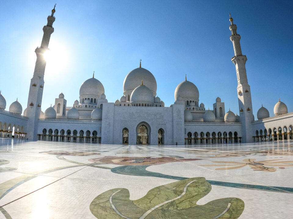 Visiting Sheikh Zayed Mosque- 10+ Top Tips For 2024