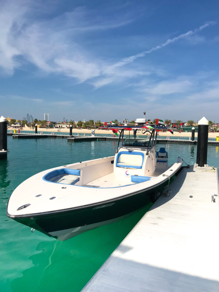 Best Abu Dhabi Boat Tours – Cruises, Speedboats & More