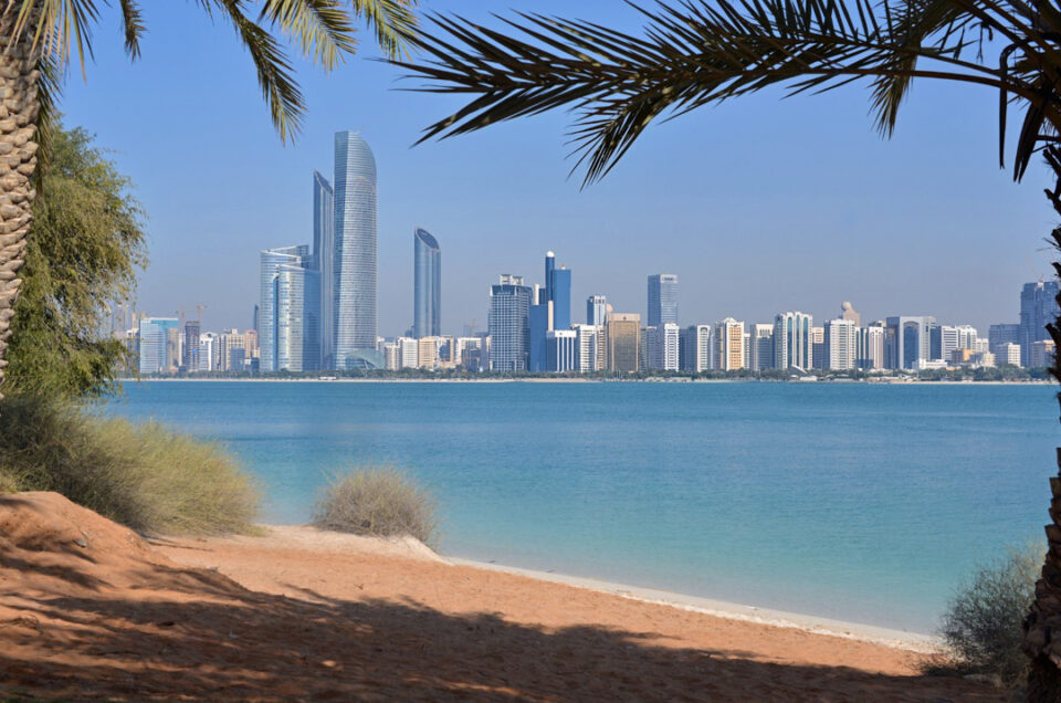 Best Time To Visit Abu Dhabi – Weather & Travel Tips