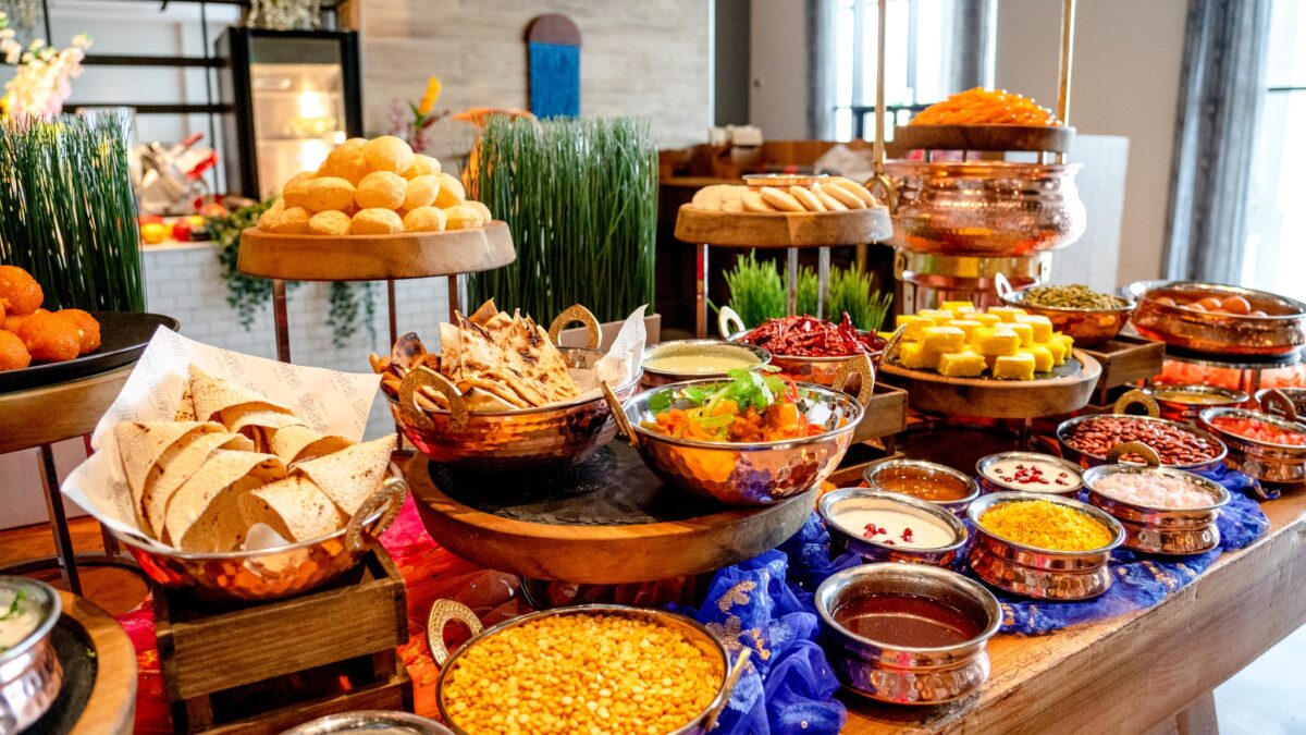 Celebrate Diwali In Abu Dhabi 2025 — Brunches & Mithai Guide